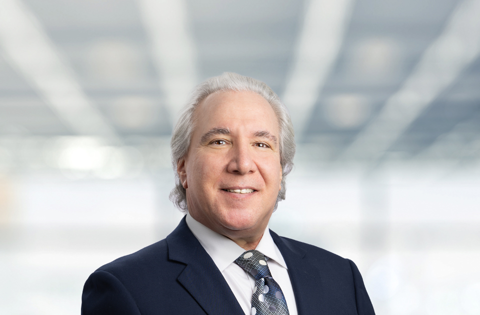 Biography | Eric Zipkowitz