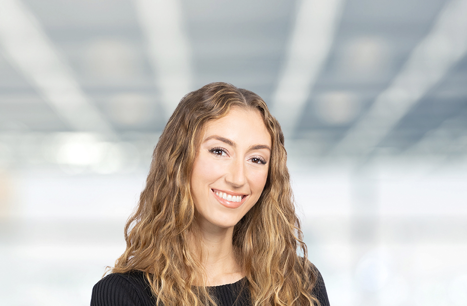 Biography | Victoria Galante