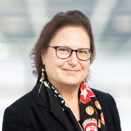 Posting Pictures on Social Media: Do's and Do Not's