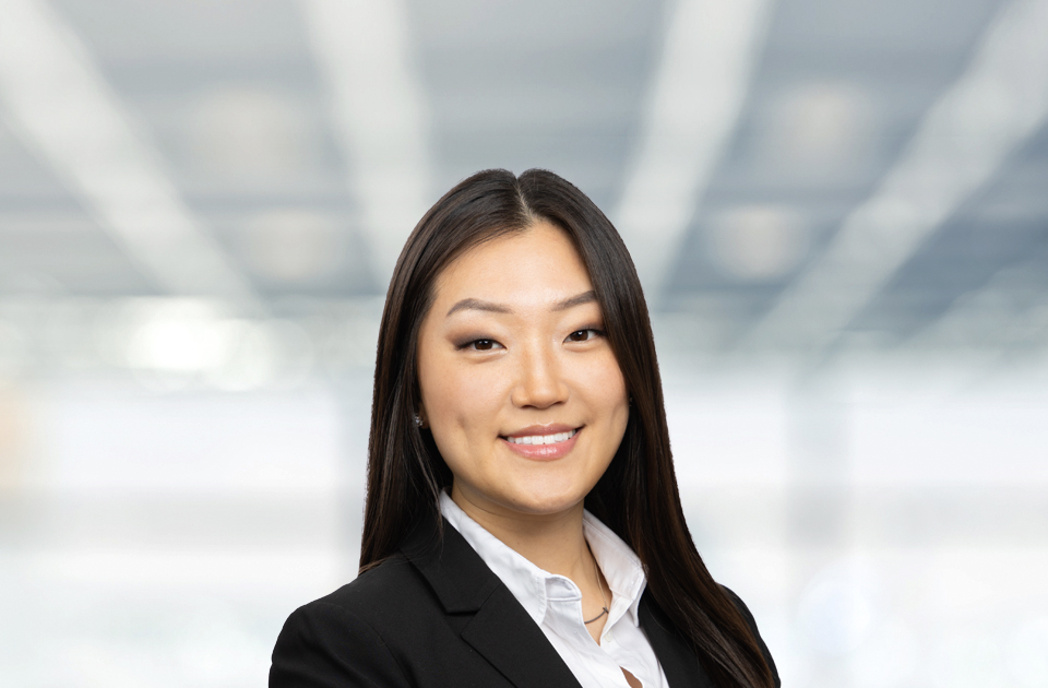 Biography | Rachel Hong